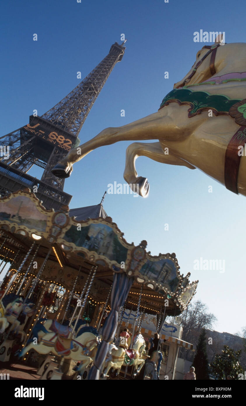 Funfair Near Eiffel Tower Stock Photo - Alamy