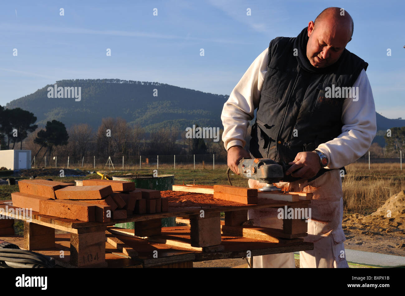 Cryptoporticus restoration of the Roman City of Complutum ALCALA DE ...