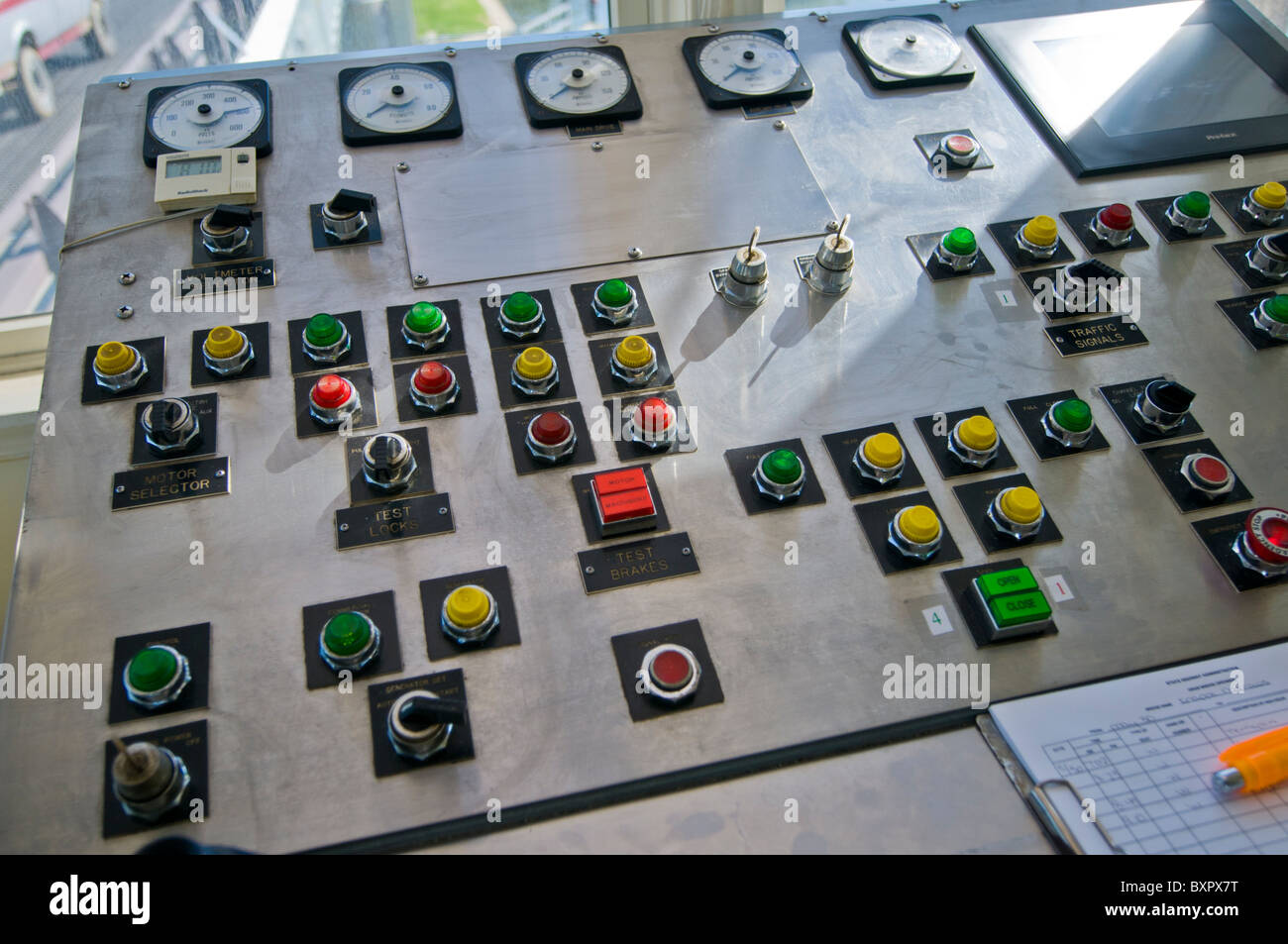 Knapps Narrows Drawbridge, the busiest drawbridge in the United States ...