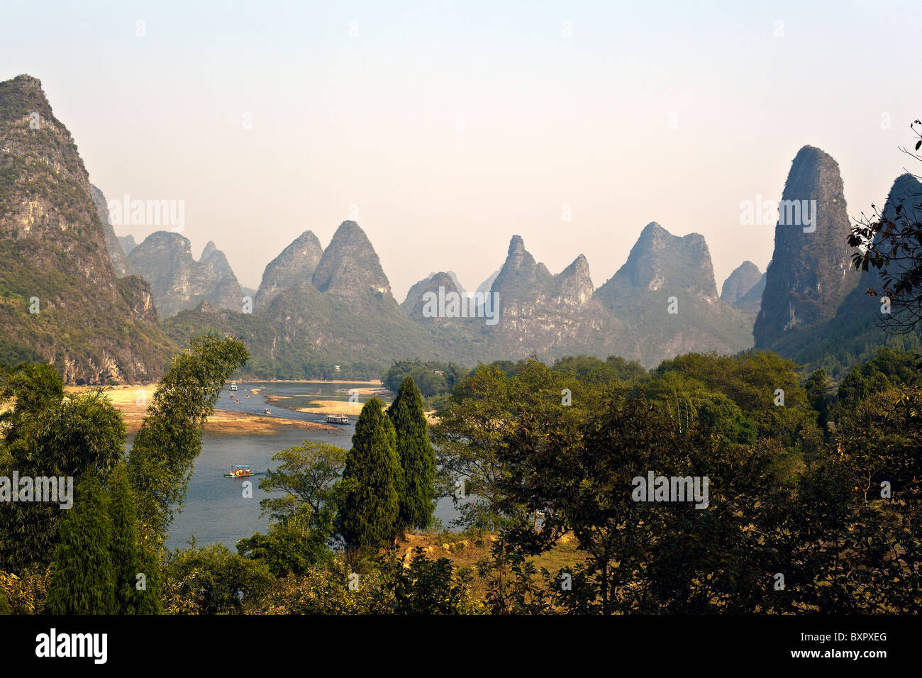 China, Guangxi Province, Yangshuo, Karst, mountains, Li River Stock ...