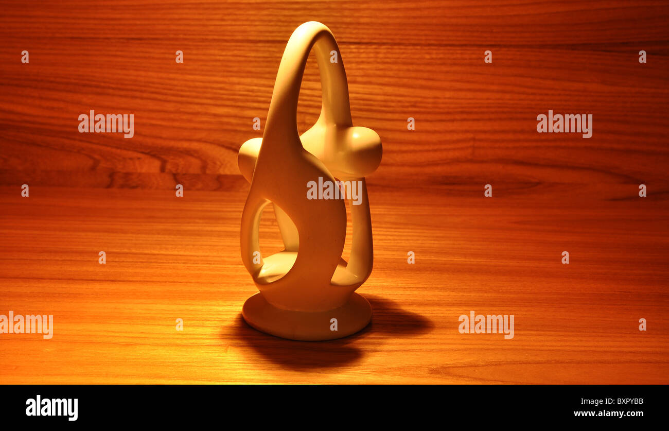 Two dancing figures hi-res stock photography and images - Alamy