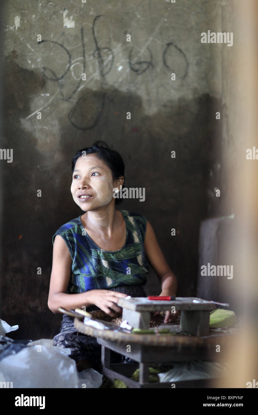 Burma cheroot burma woman myanmar hi-res stock photography and images ...