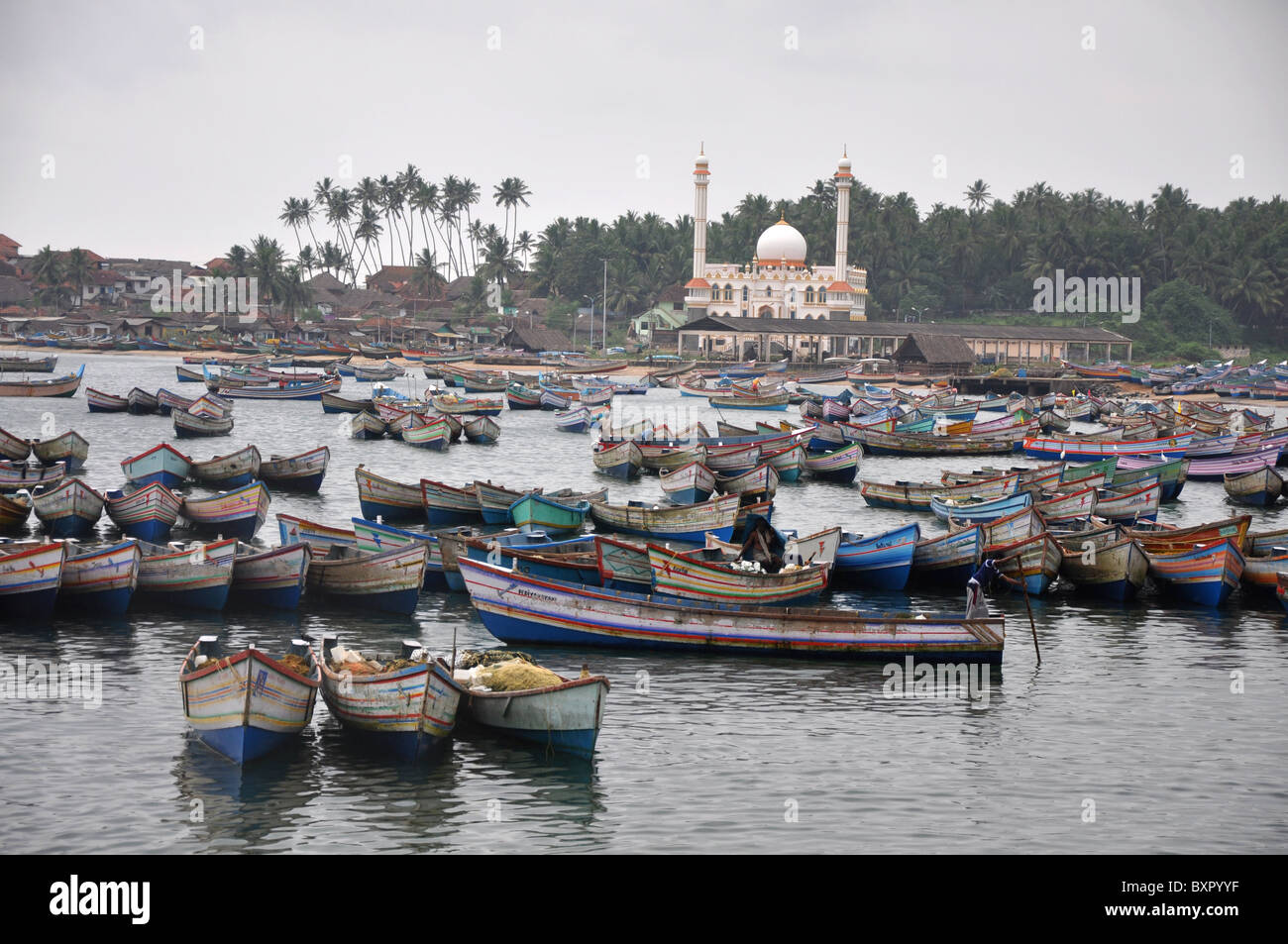 Fishing harbour in india hi-res stock photography and images - Alamy