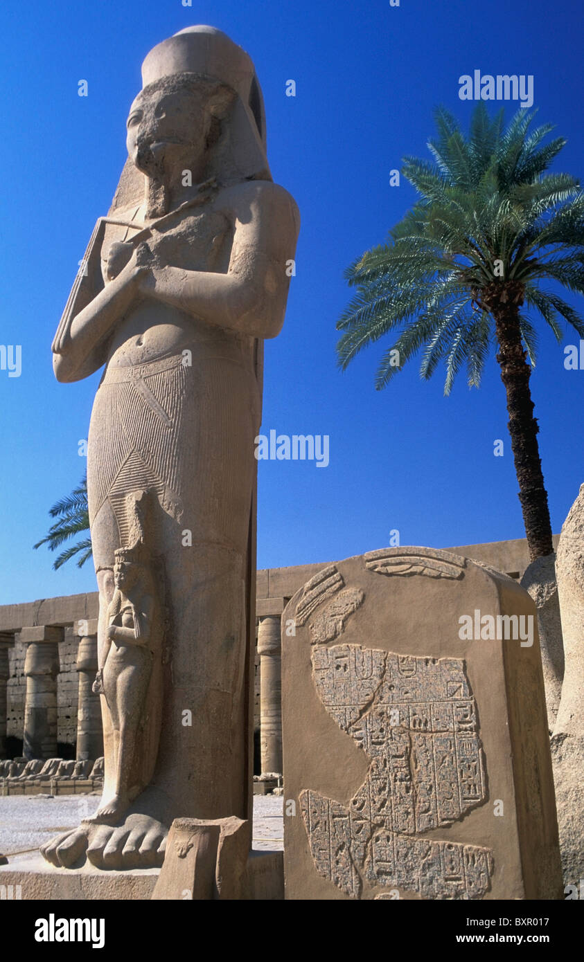 Colossus Of Ramses Ii At Karnak Stock Photo - Alamy