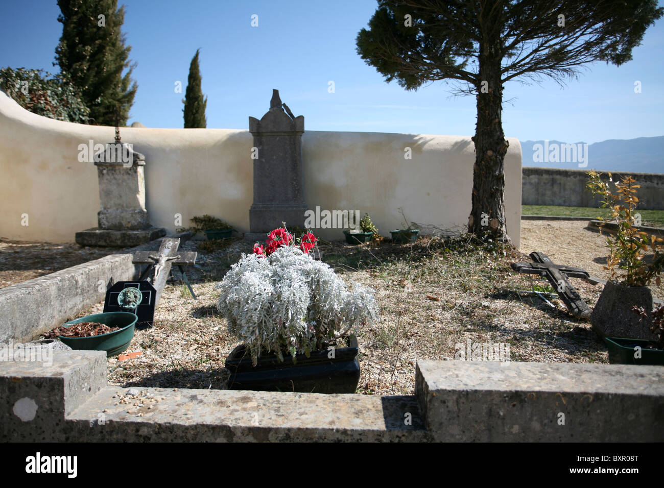 A grave site in a rural French village cemetery Stock Photo - Alamy