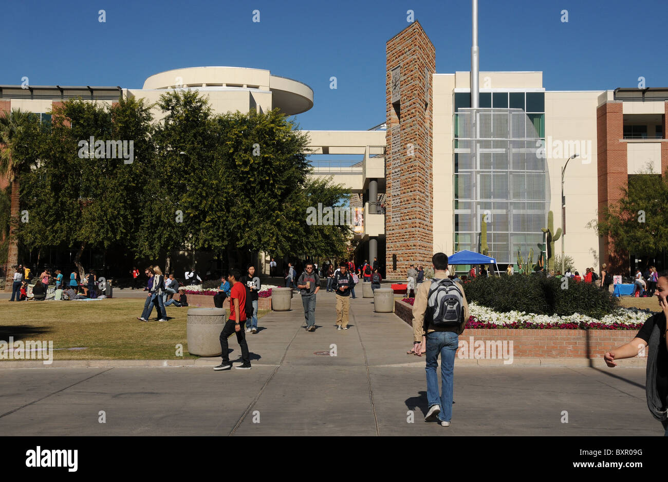 Arizona state university students hi-res stock photography and images ...