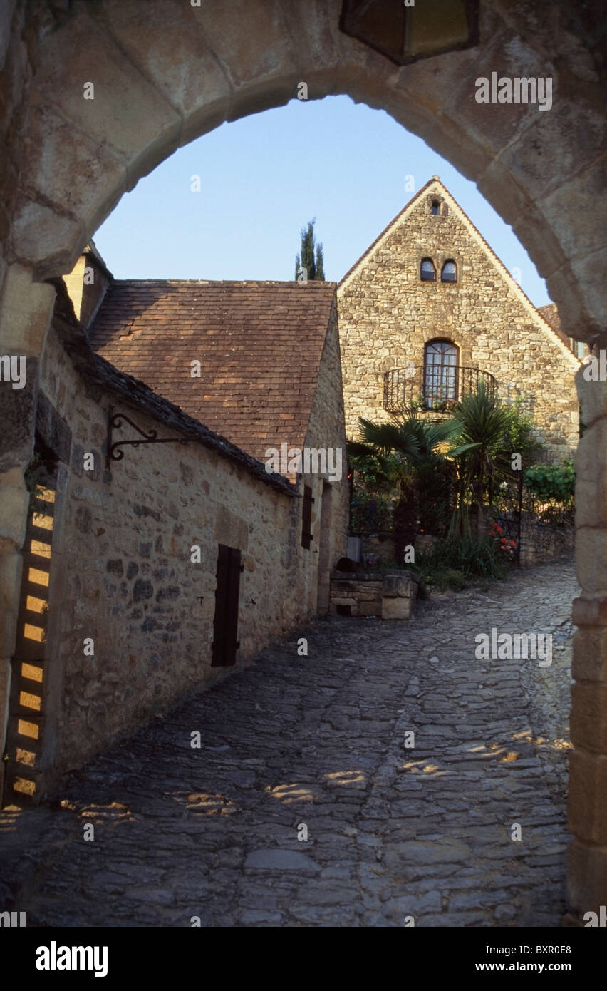 Street under hi-res stock photography and images - Alamy
