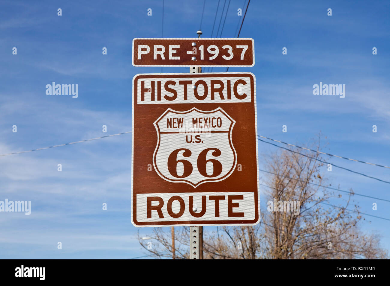 Route 66 historic sign hi-res stock photography and images - Alamy