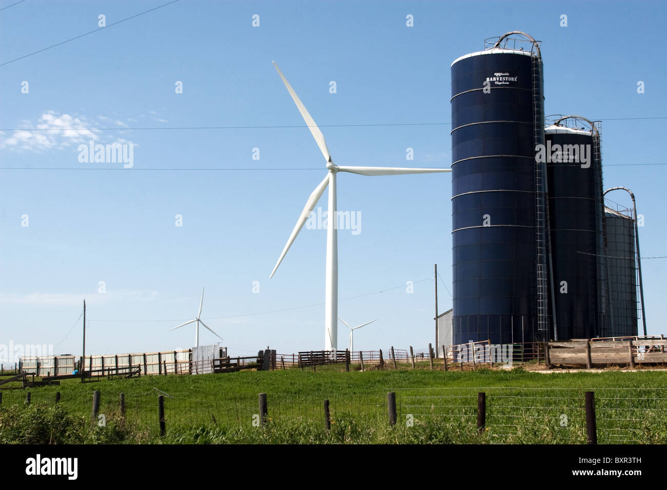 Wind turbine on an Iowa farm Stock Photo - Alamy