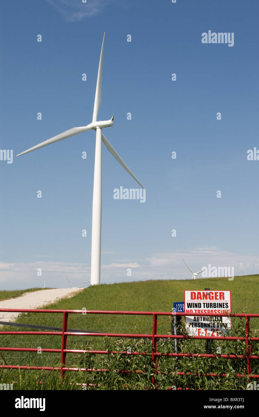 Wind turbine on an Iowa farm Stock Photo - Alamy