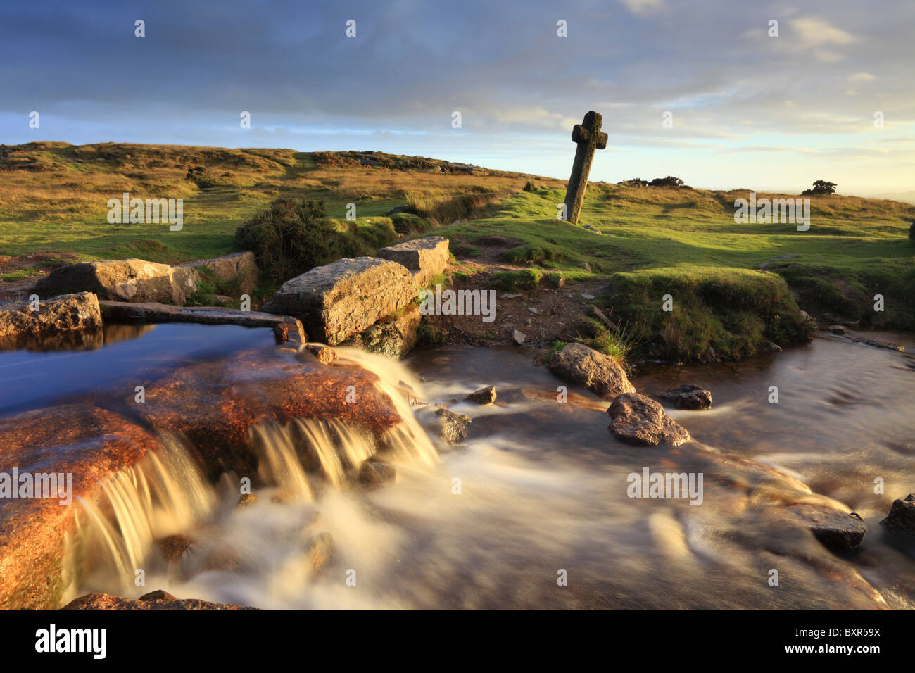 Windy Post Cross in the Dartmoor National Park, Devon Stock Photo - Alamy