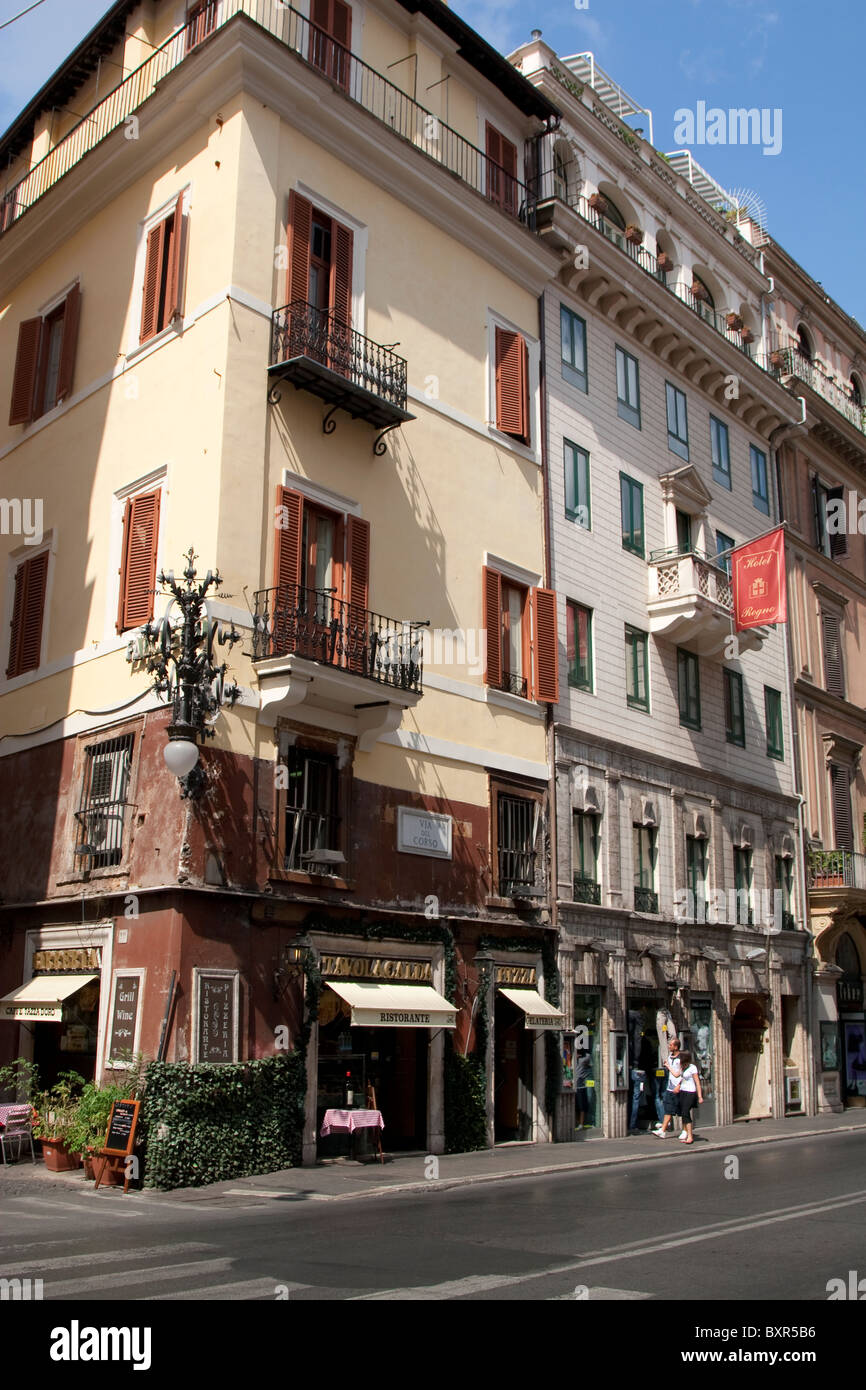 Rome buildings hi-res stock photography and images - Alamy