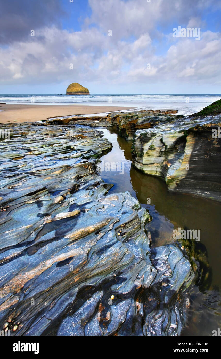 Beach at Trebarwith Strand captured at low tide Stock Photo - Alamy