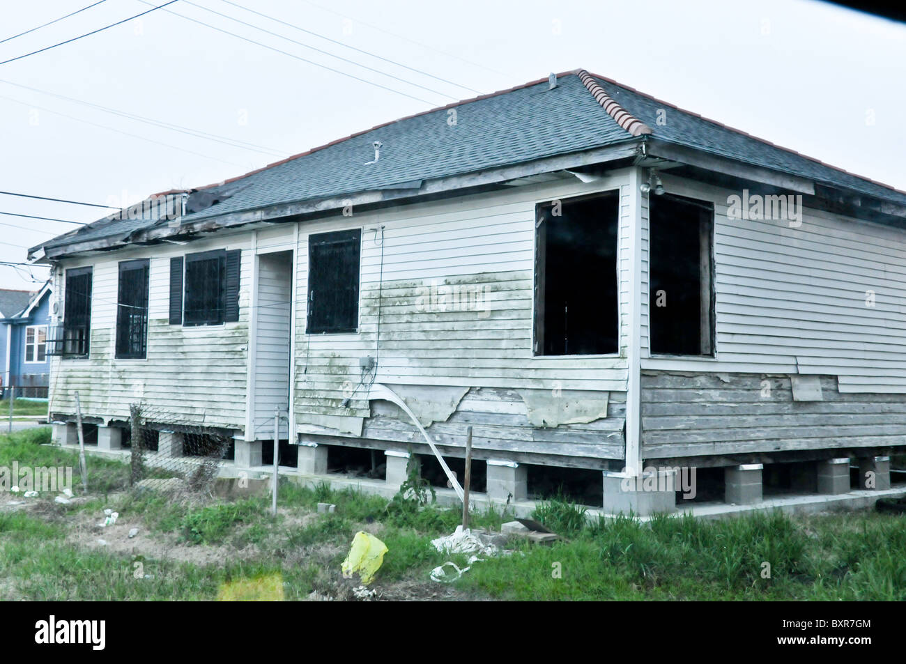 House in Lower Ninth Ward showing height of flood waters during ...