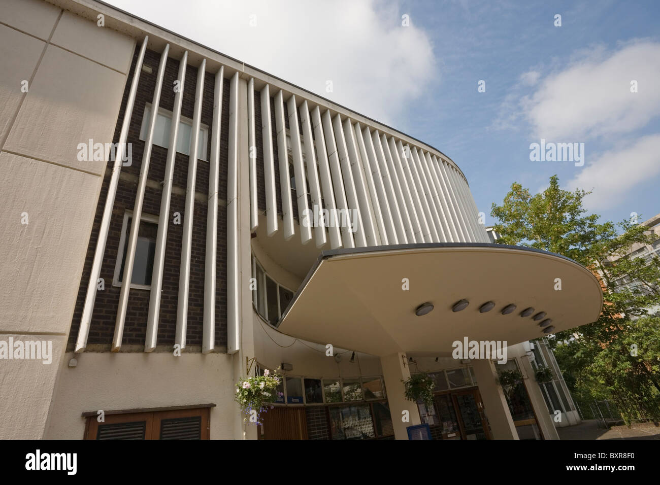 Yvonne arnaud theatre hi-res stock photography and images - Alamy
