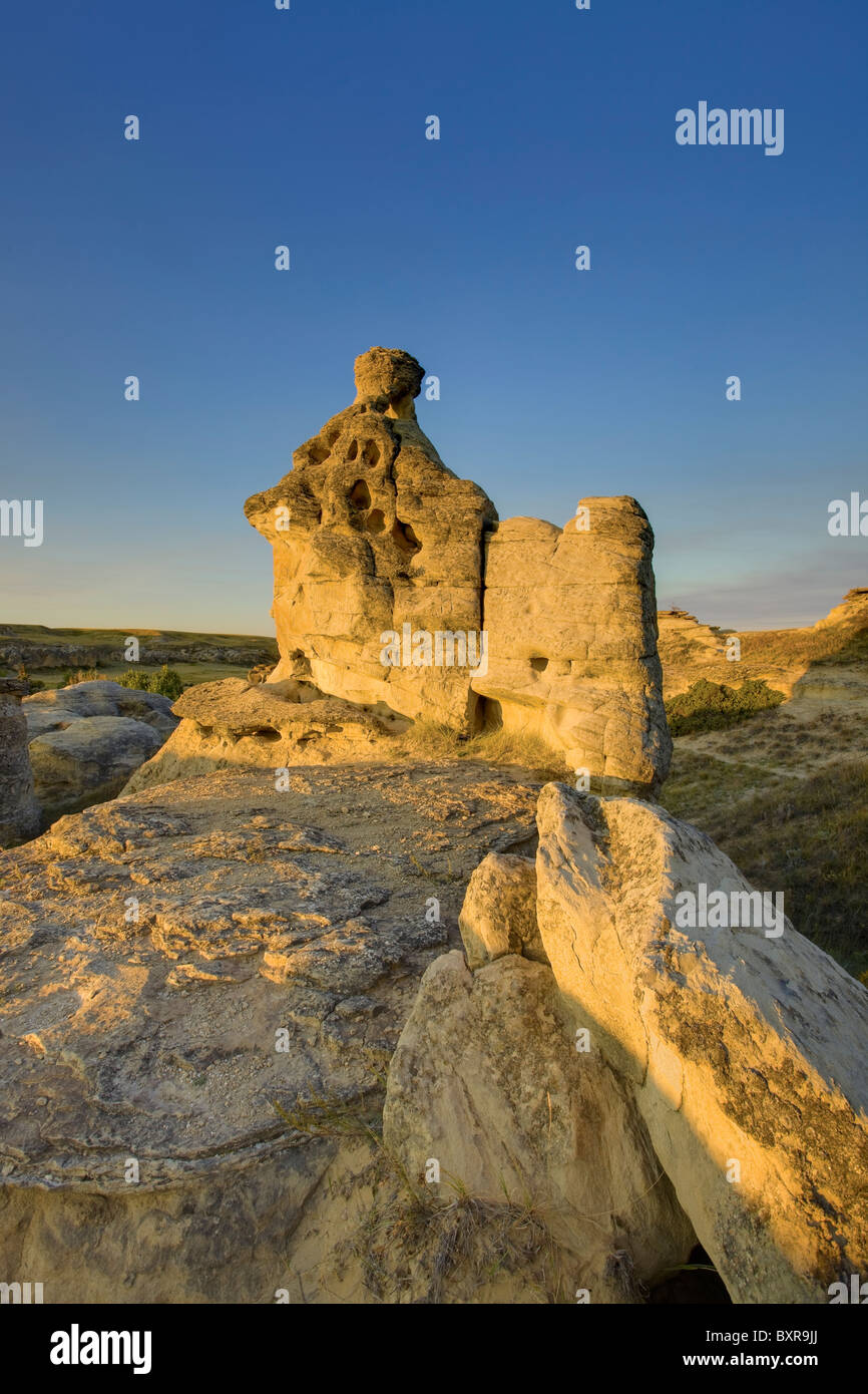 Hoodoo Formation At Sunrise, Writing-On-Stone Provincial Park, Alberta ...