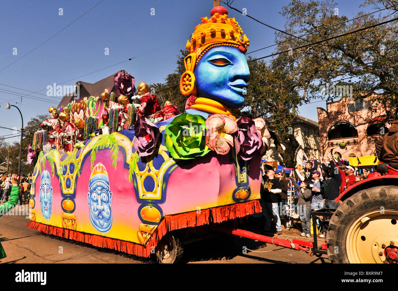 Float in Knights of Babylon parade, Mardi Gras 2010, New Orleans ...