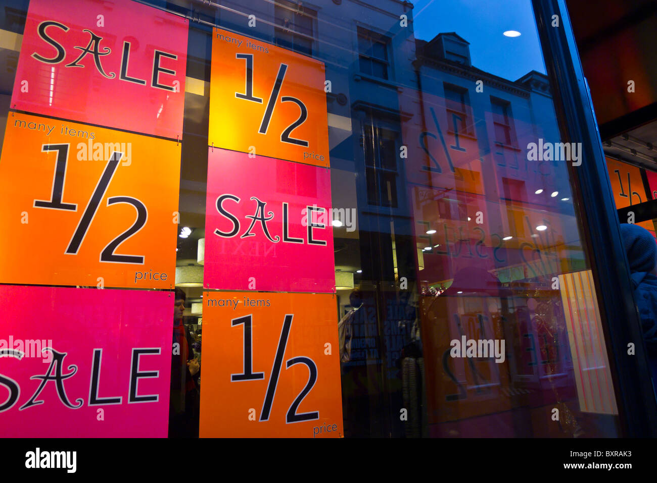 Half shop hi-res stock photography and images - Alamy