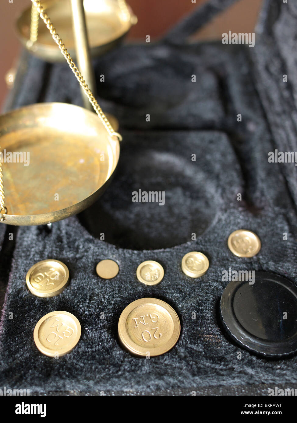 Jewelers weights and scales Stock Photo - Alamy