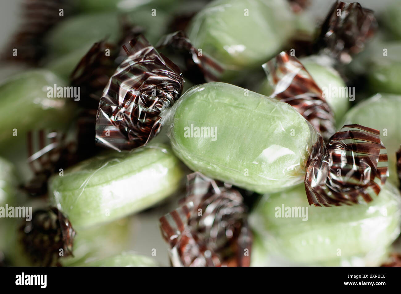 Individually wrapped sweets hi-res stock photography and images - Alamy