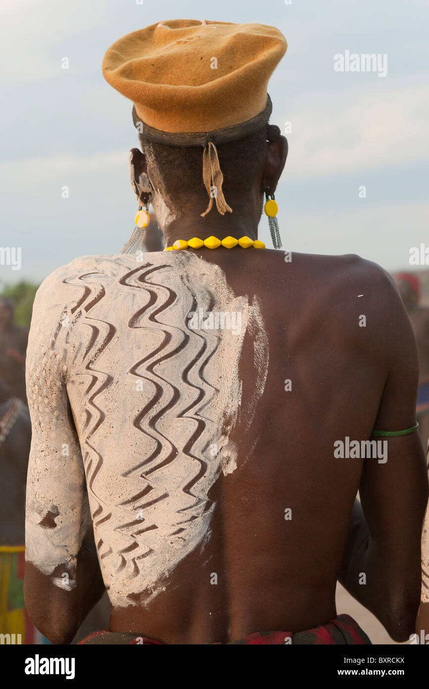Nyangatom (Bumi) man with painted back, Omo river Valley, Ethiopia ...