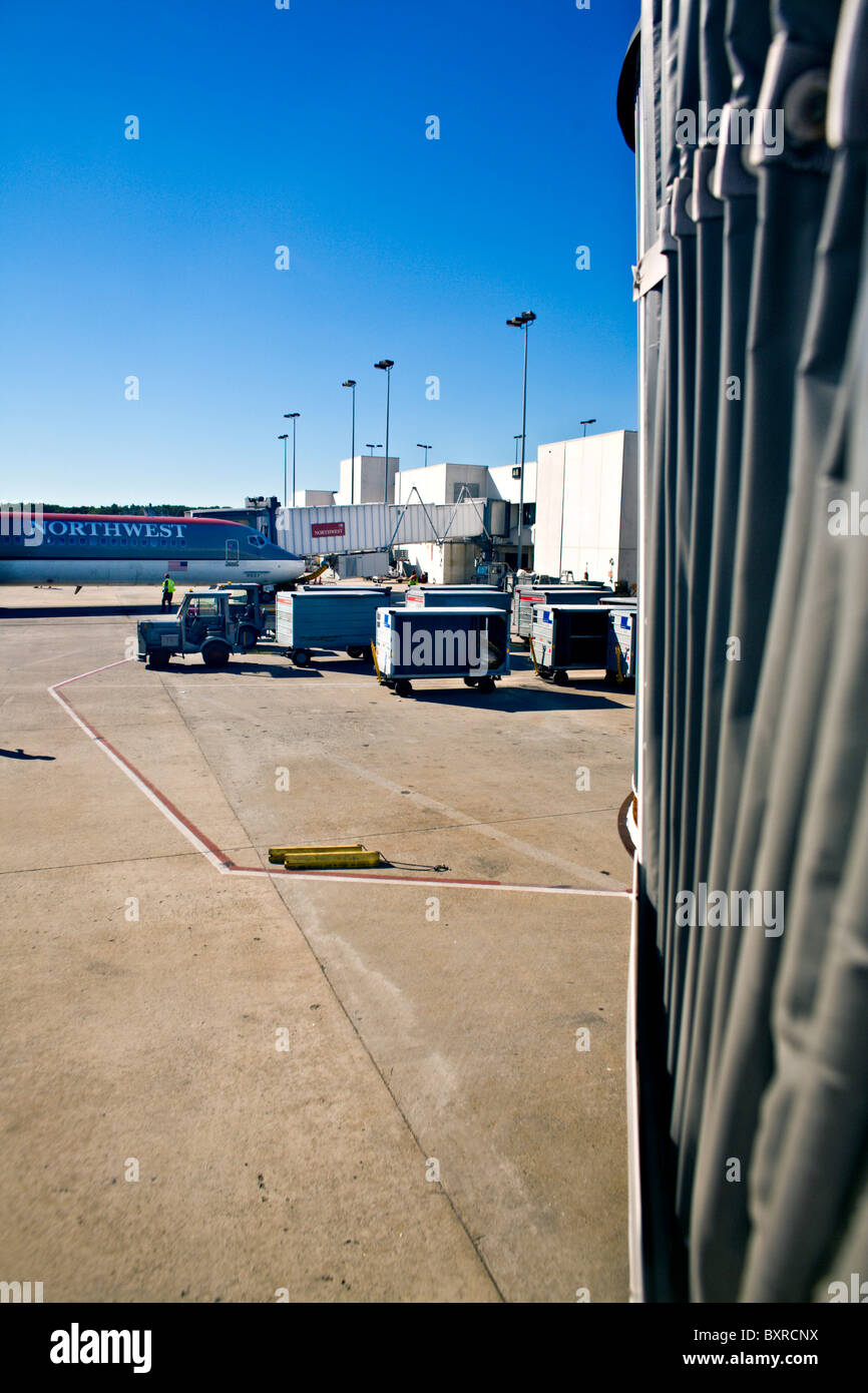 CHARLOTTE, NORTH CAROLINA: Charlotte Douglas International Airport ...