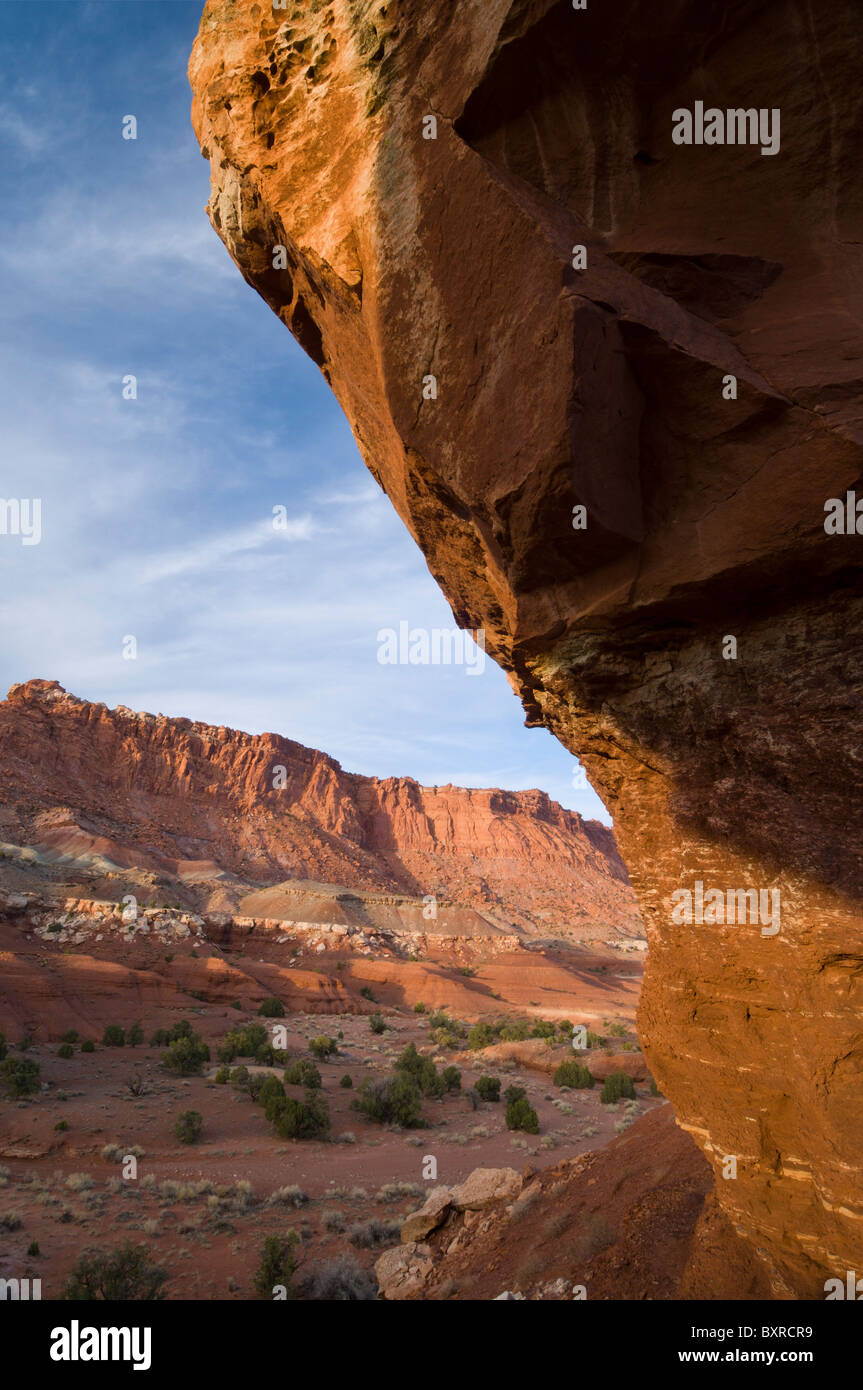 Rocks in capitol reef national park hi-res stock photography and images ...