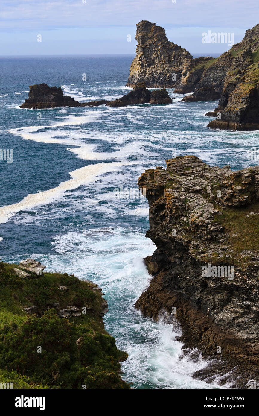 Saddle Rocks from Rocky Valley, Bossiney, near Tintagel, Cornwall ...