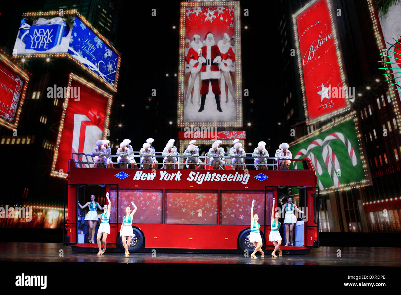 Rockettes dancing during "New York at Christmas" scene in Radio city ...