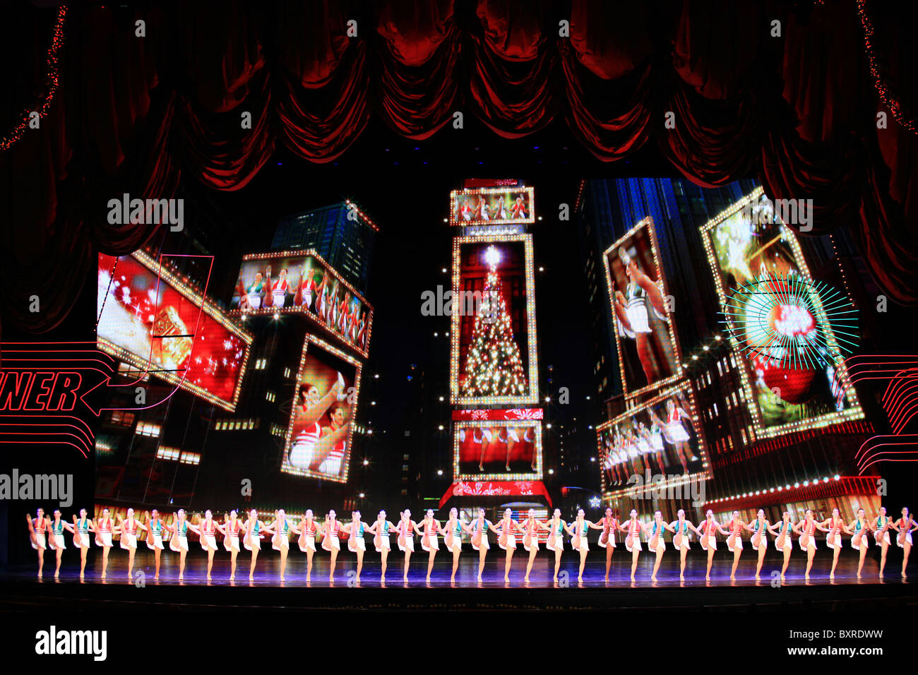 Rockettes dancing during "New York at Christmas" scene in Radio city ...