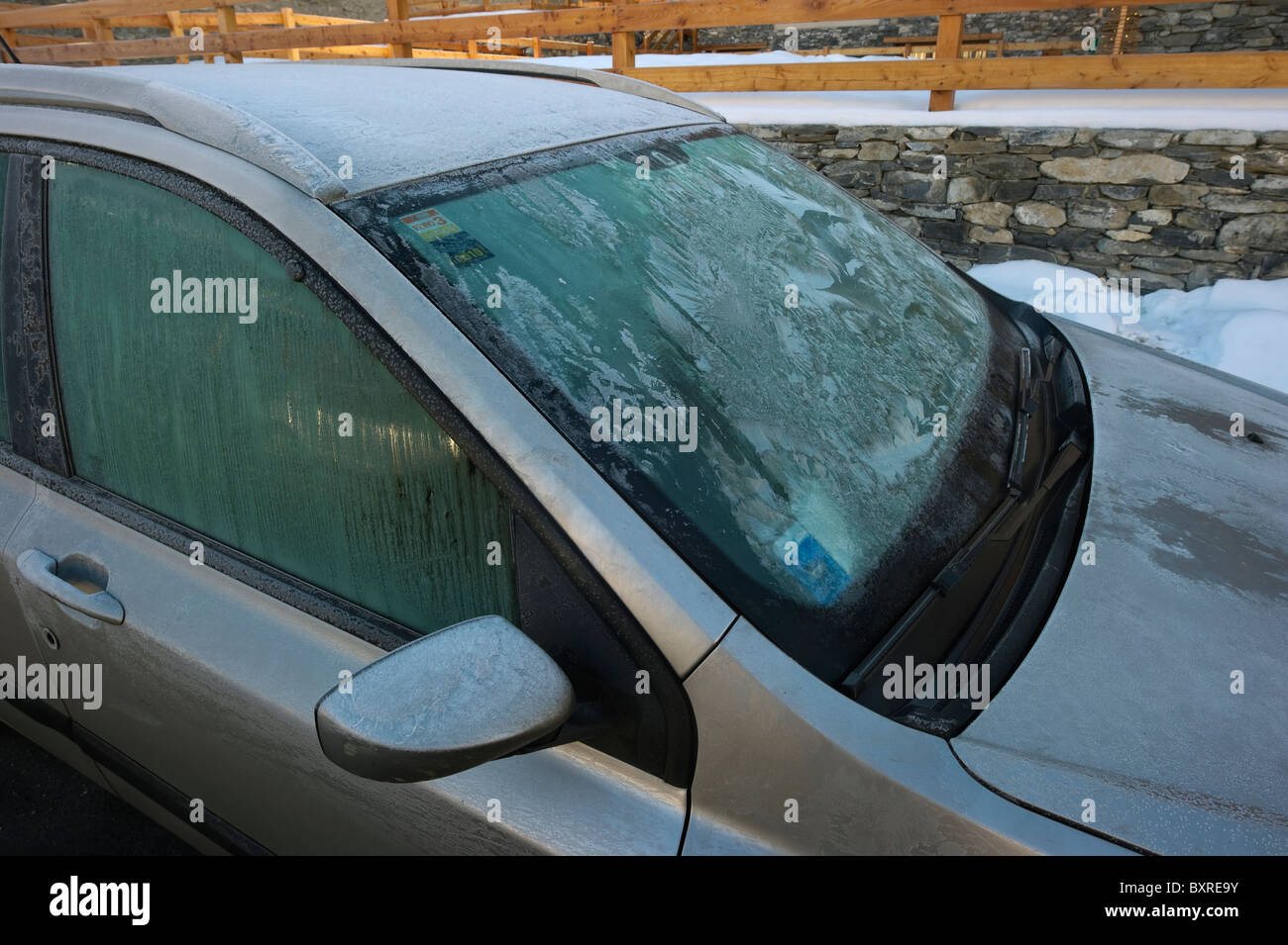 a car covered with frost Stock Photo - Alamy