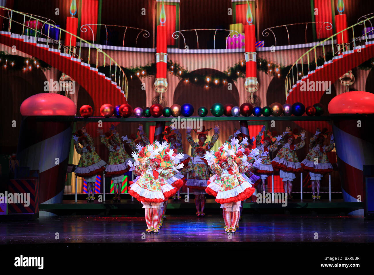 "Magic is there" scene - Radio city music hall Christmas spectacular ...