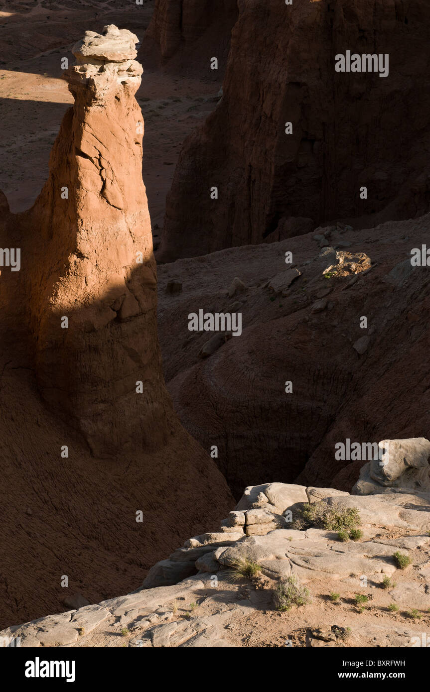 View of Cathedral Valley hoodoos from Lower South Desert Overlook ...