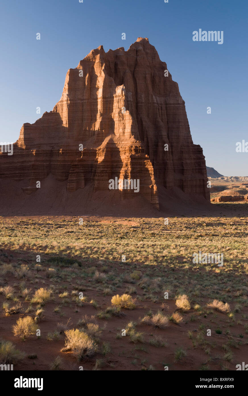 The red sandstone monolith, "Temple of the Sun" in Cathedral Valley ...