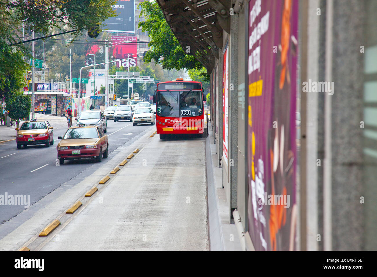 Metrobus in Mexico City, Mexico Stock Photo - Alamy