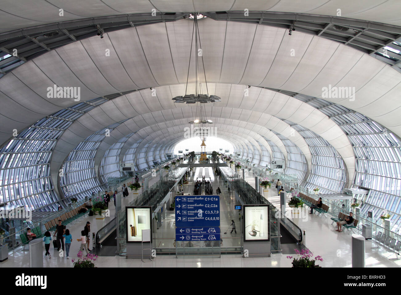 Suvarnabhumi airport terminal in Bangkok, Thailand Stock Photo - Alamy