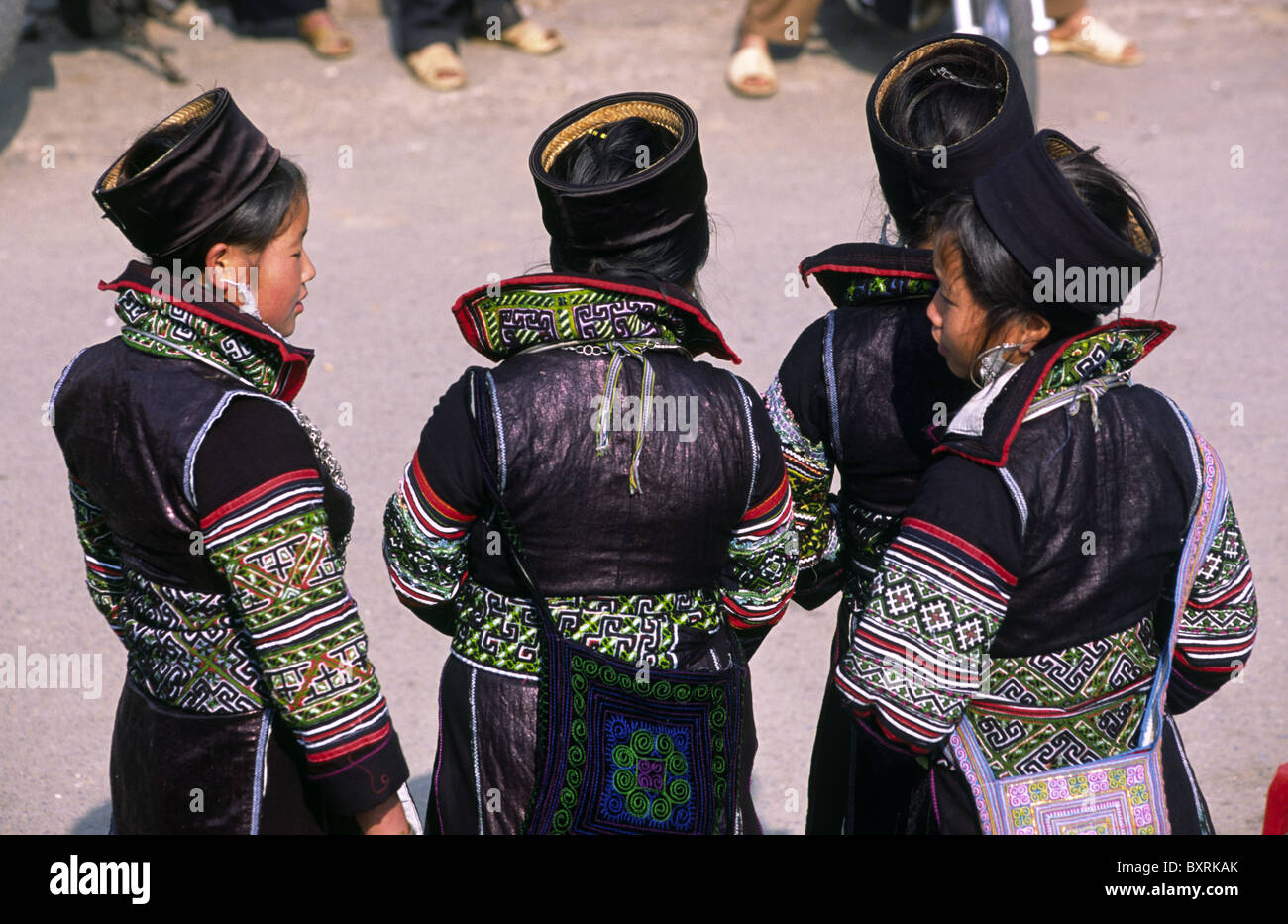 Black hmong girls hi-res stock photography and images - Alamy