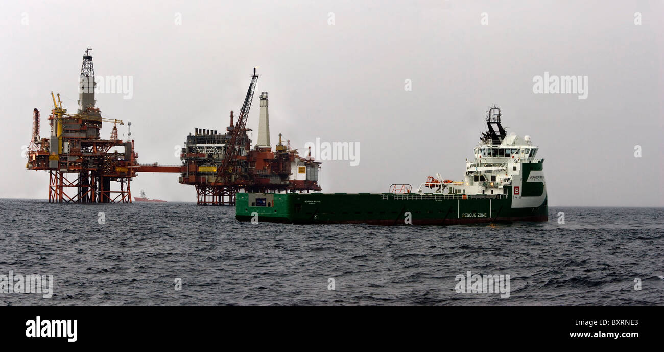 Valhall oil production rig with the Bourbon mistral Stock Photo - Alamy