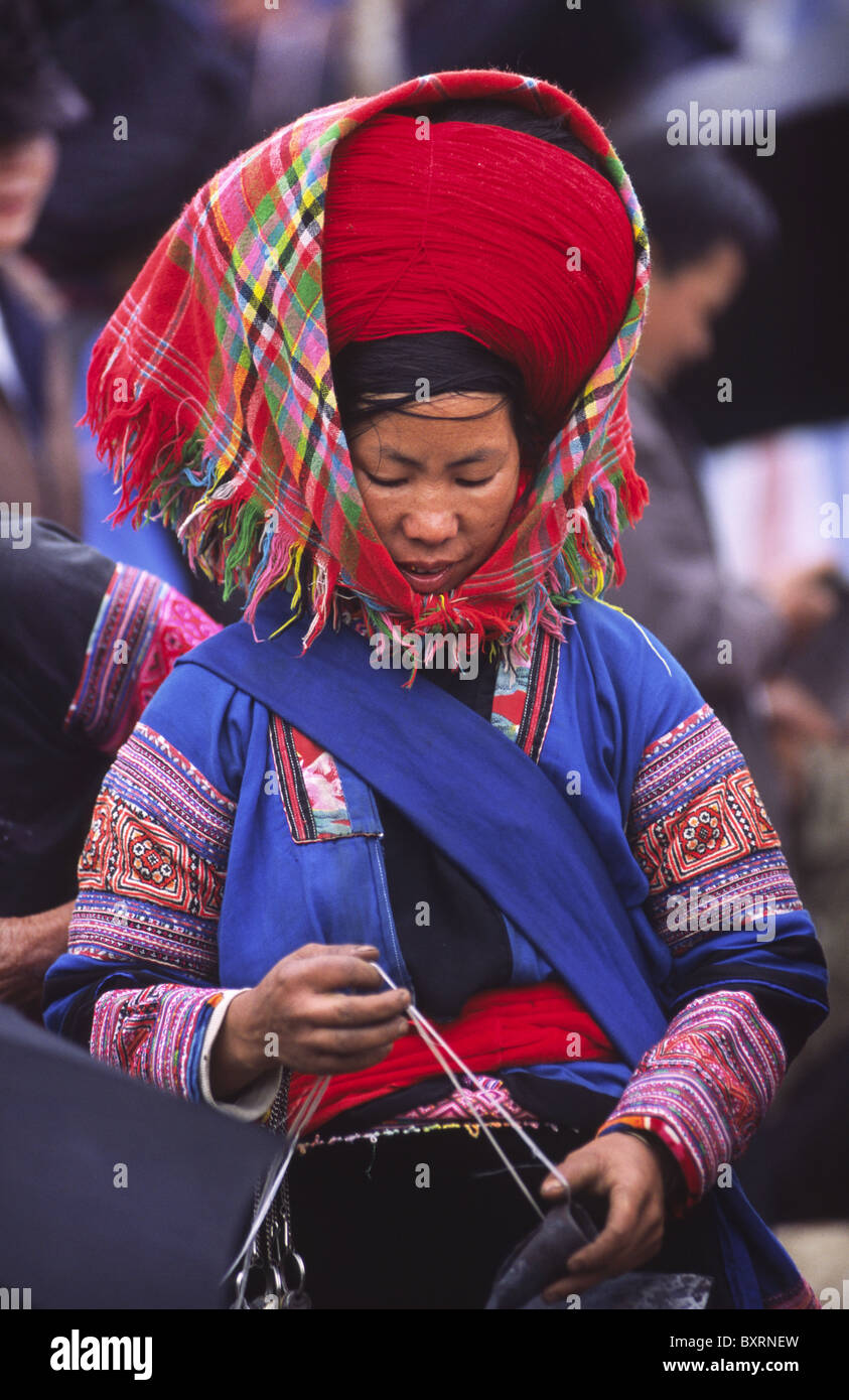 Red hmong hair hi-res stock photography and images - Alamy