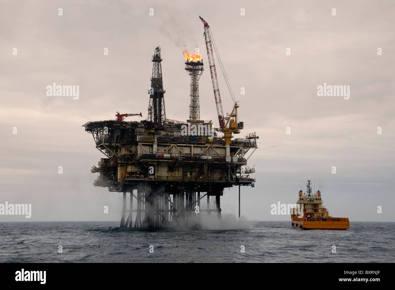 forties delta oil rig Stock Photo - Alamy