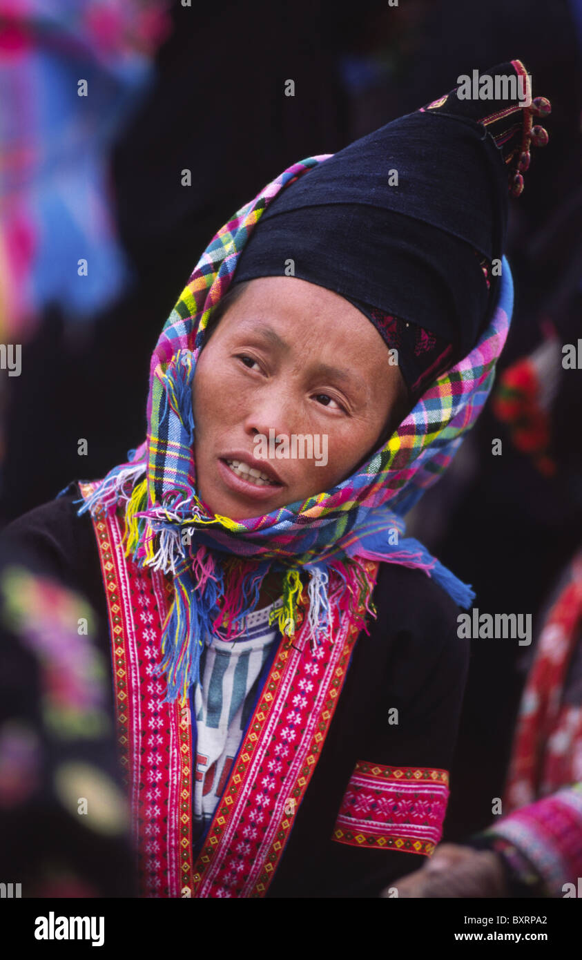 Montagnard women hi-res stock photography and images - Alamy