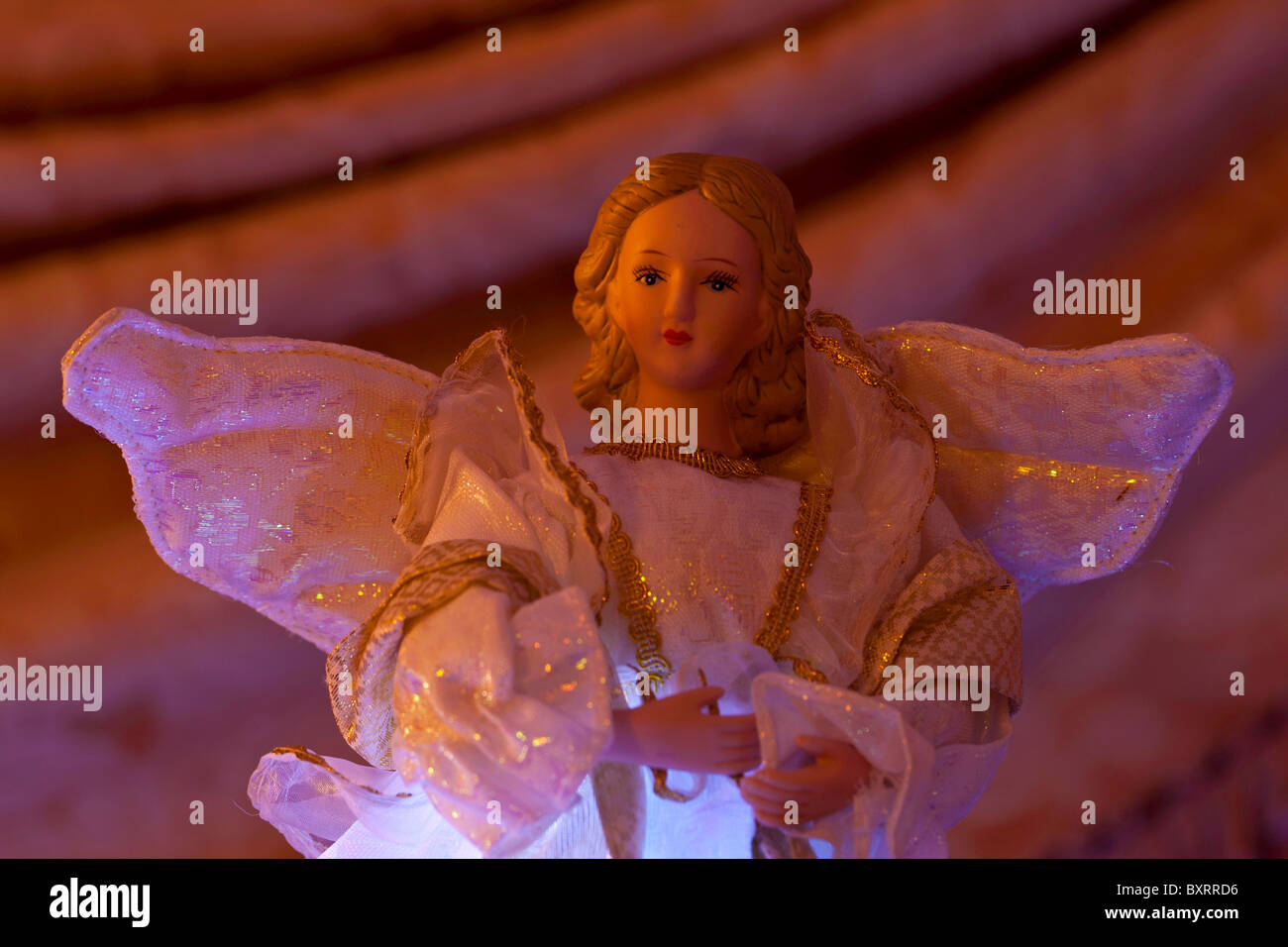 Nativity angel hi-res stock photography and images - Alamy