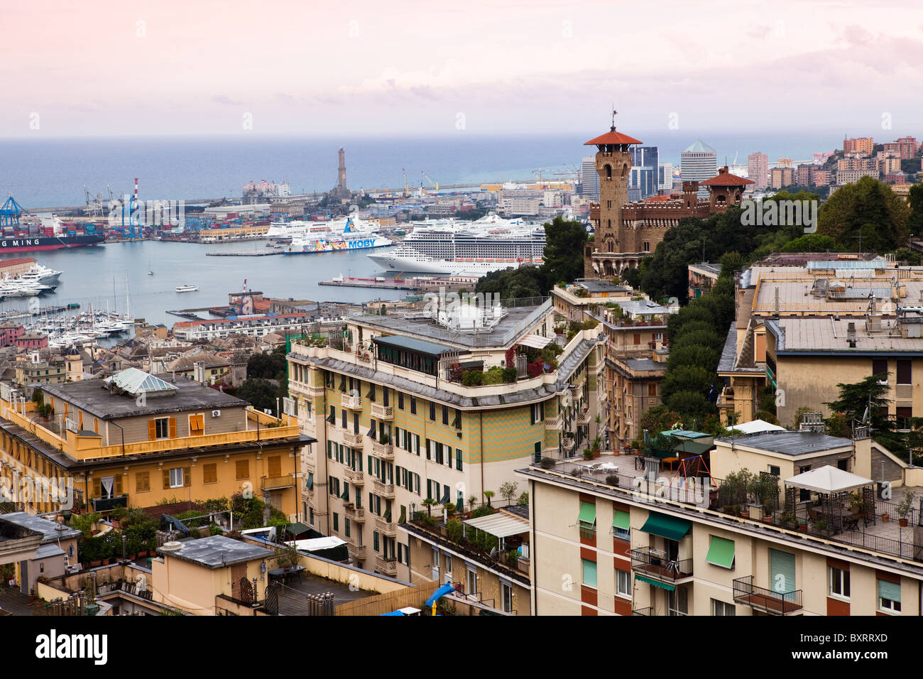 Genoa lighthouse hi-res stock photography and images - Alamy