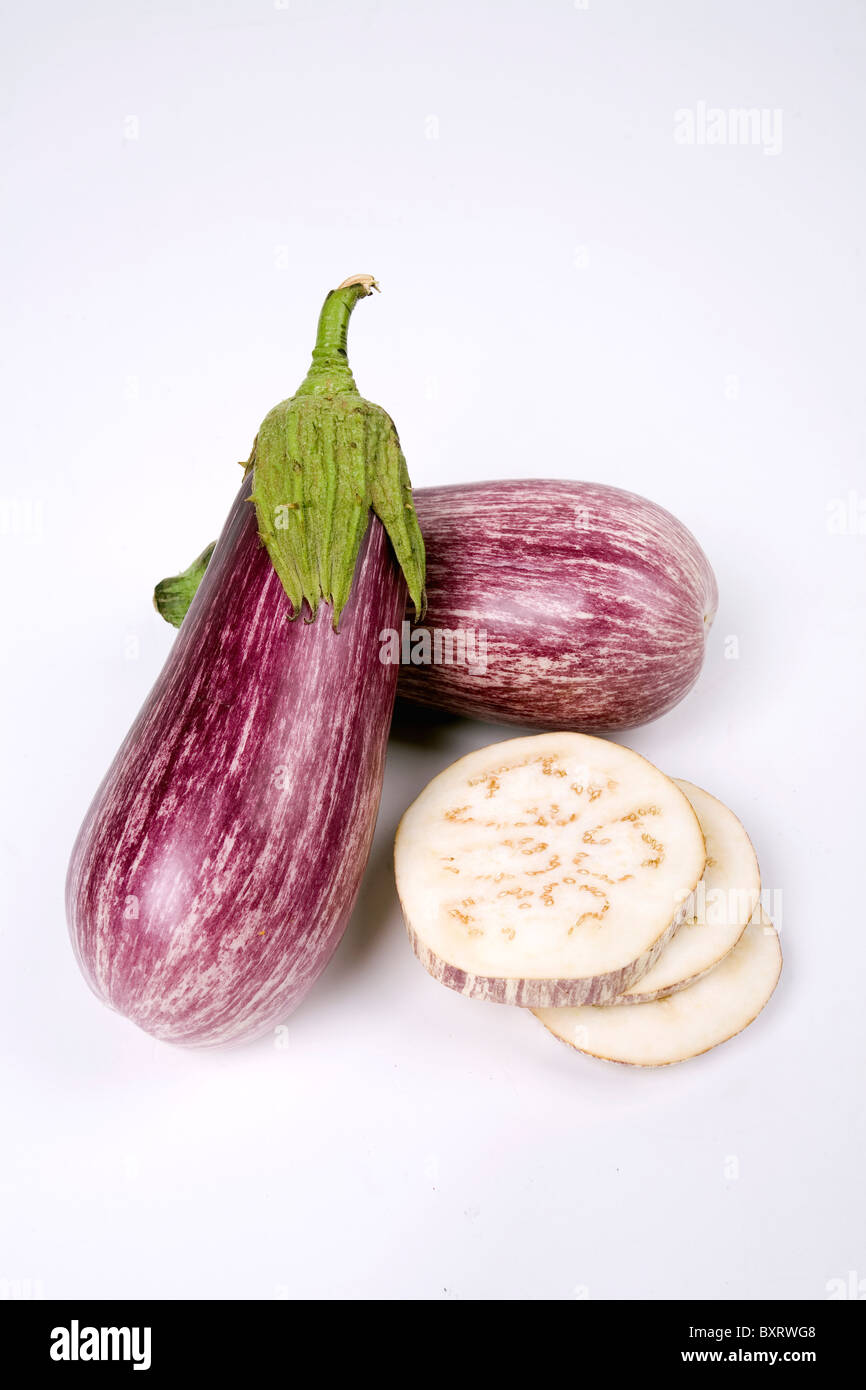Aubergine color hi-res stock photography and images - Alamy