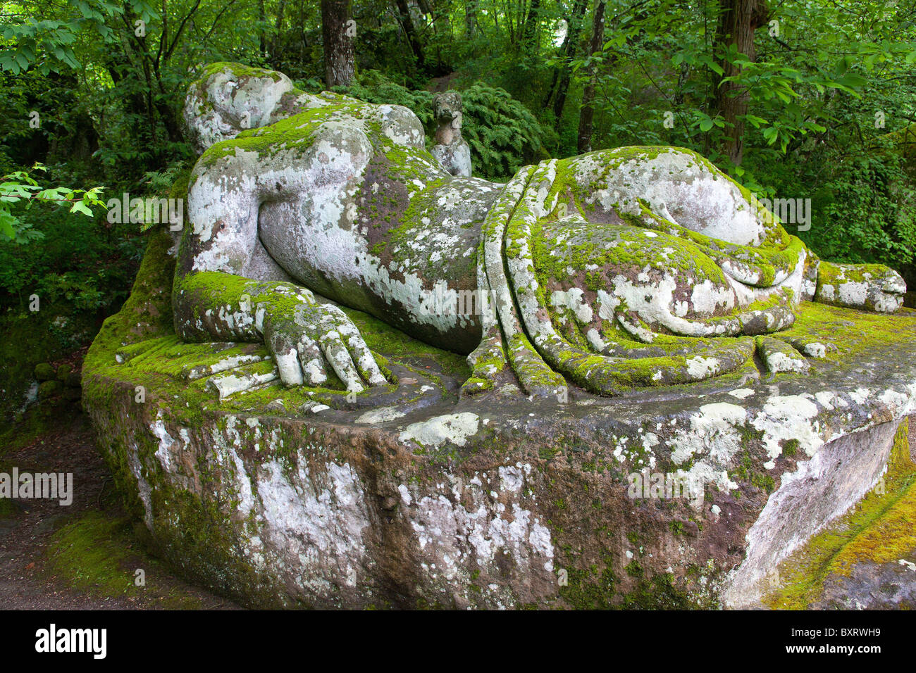 Sleeping nymph statue hi-res stock photography and images - Alamy