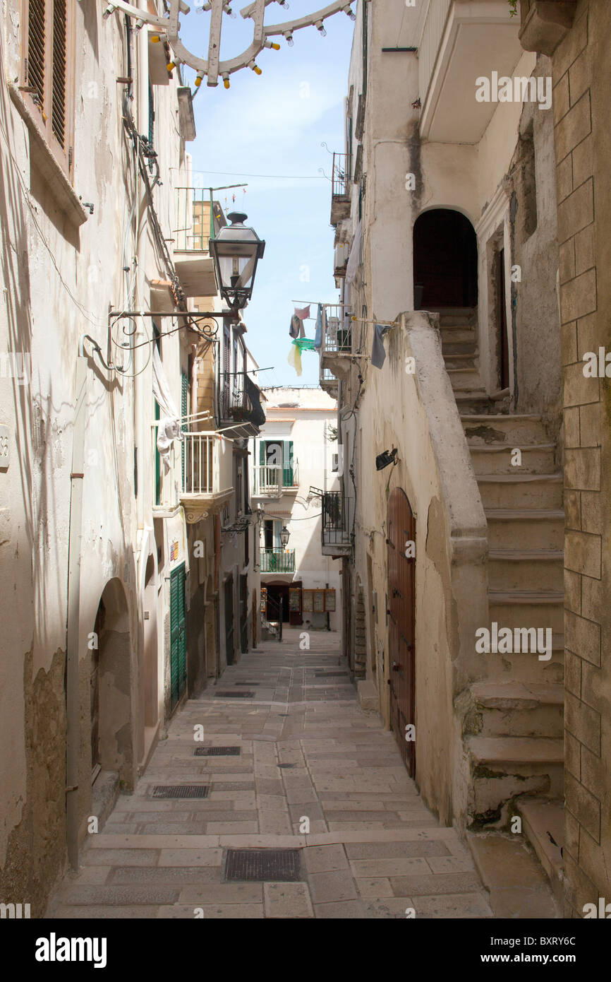 House in the hold town, Vieste, Gargano Promontory, Gargano National ...