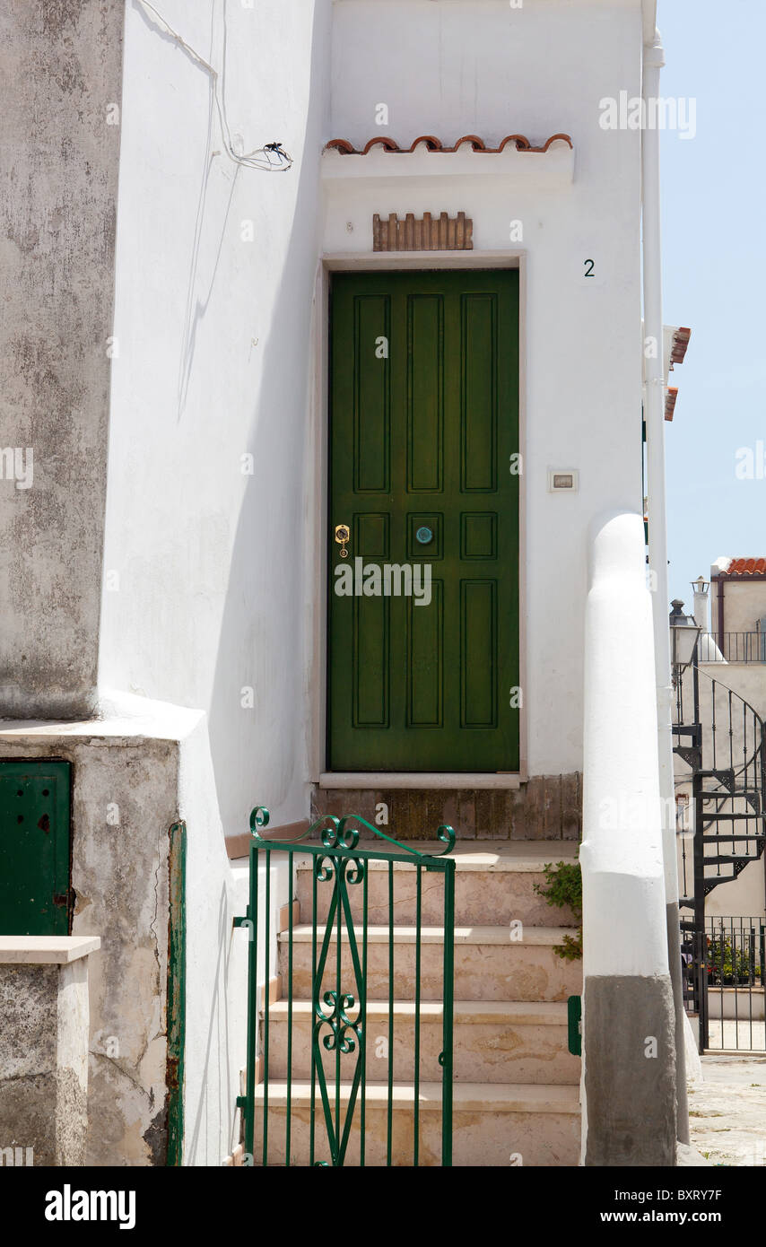 House in the hold town, Vieste, Gargano Promontory, Gargano National ...