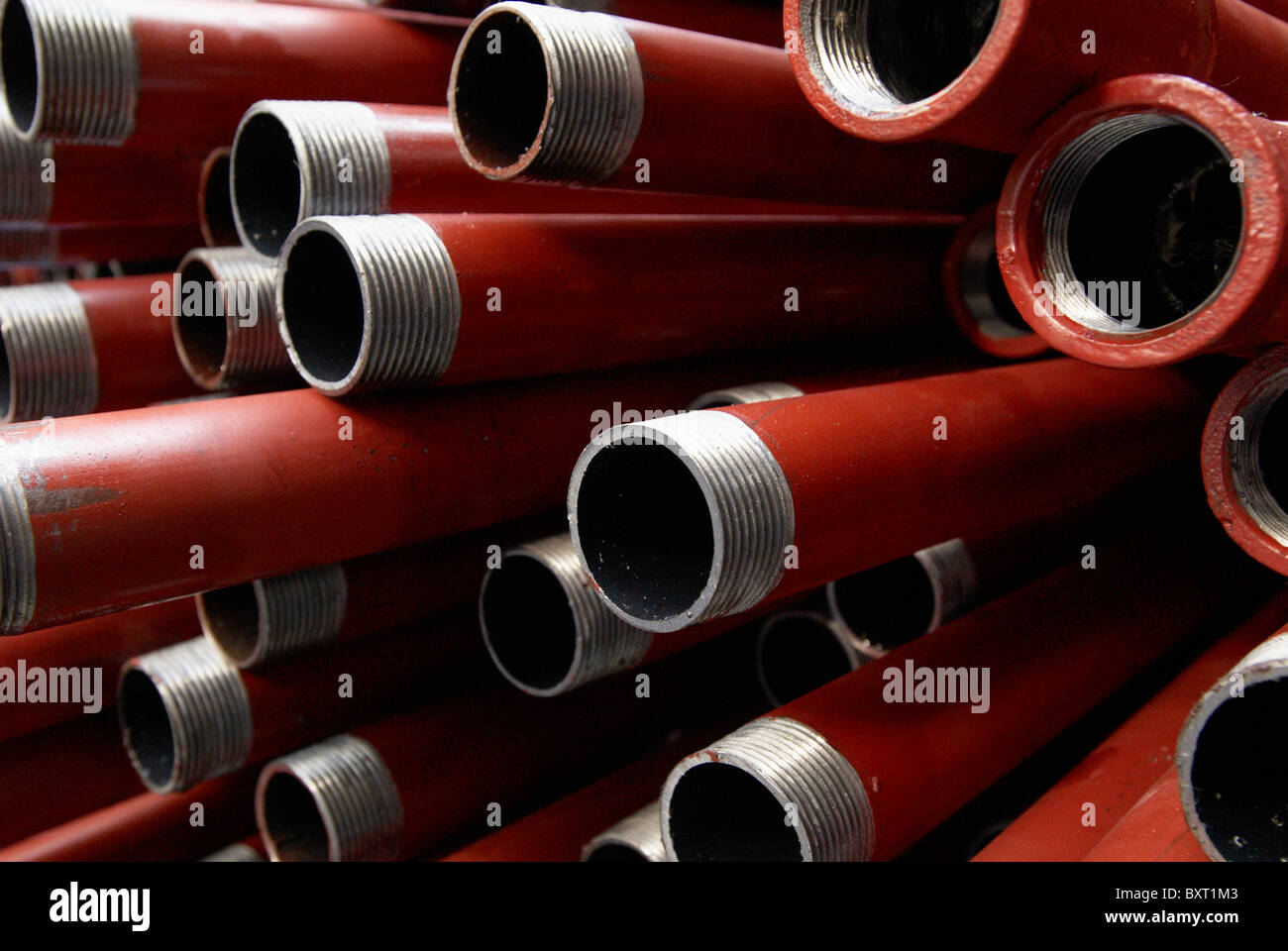Piping loaded onto the back of a lorry UK Stock Photo - Alamy