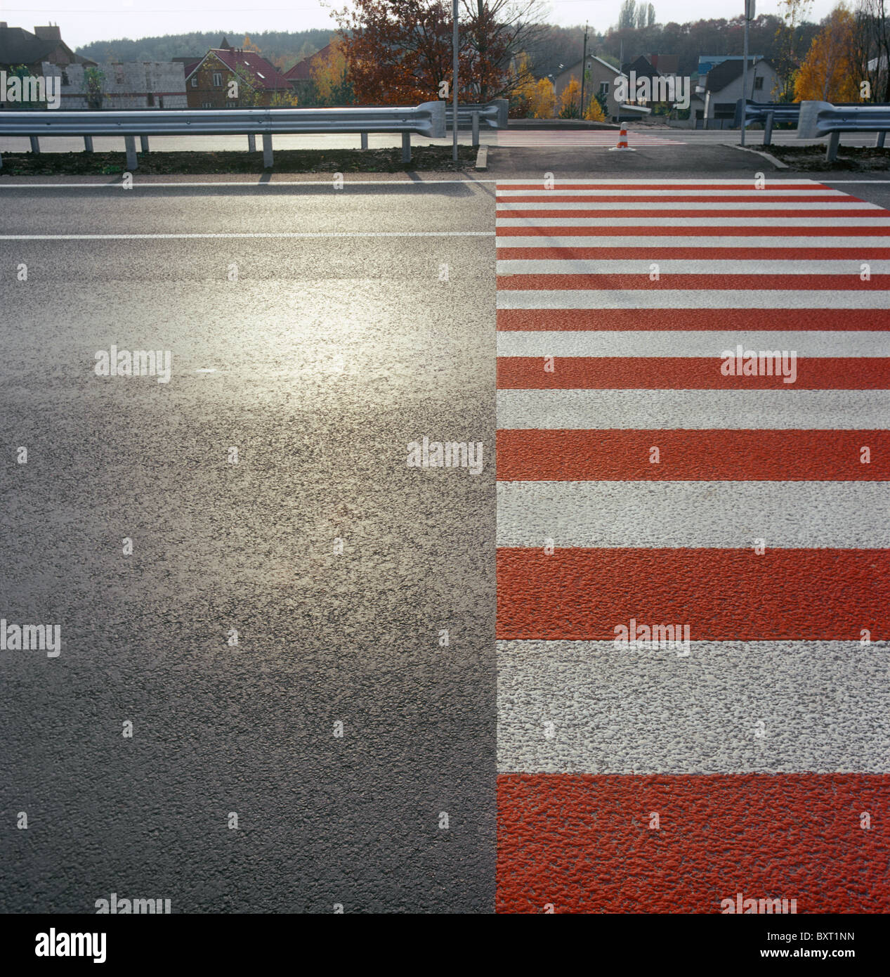 Crosswalking hi-res stock photography and images - Alamy