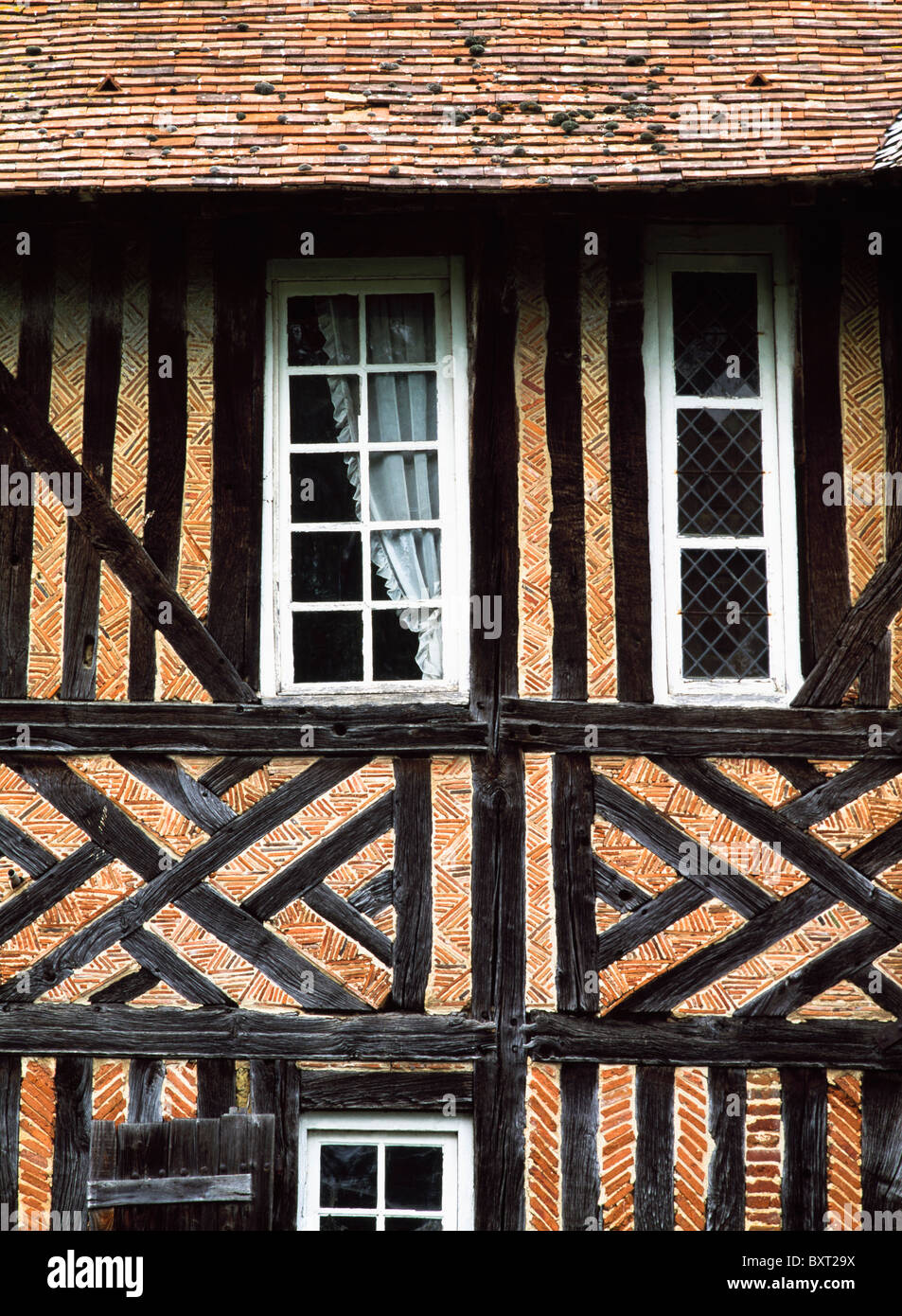 Exterior house brick and timber hi-res stock photography and images - Alamy